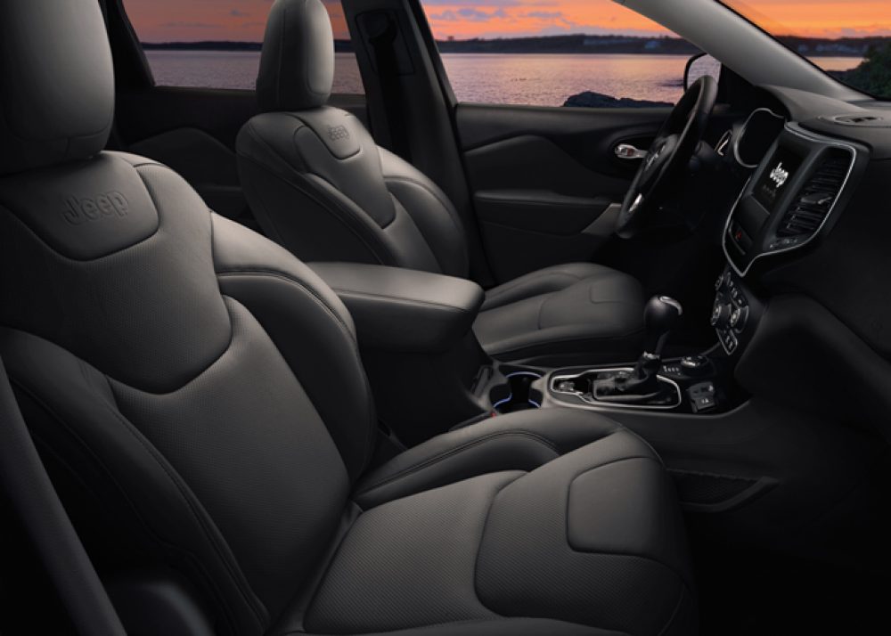 2021 Jeep® Cherokee in Cambodia - Stylish 4 Door Compact SUV